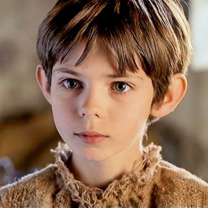 Robbie Kay - персональная страница актёра на сайте "Дети в кино"